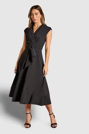 Coast Belted Crepe V-neck Midi Dress - Black