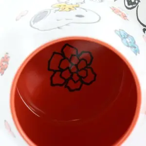 PEANUTS 4 Piece 20 Ounce Stoneware Wax Relief Cup Set In 2 Assorted Designs