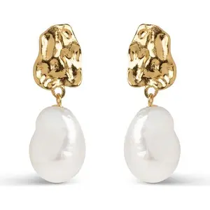 ENAMEL COPENHAGEN Paris Baroque Pearl Stud Earrings