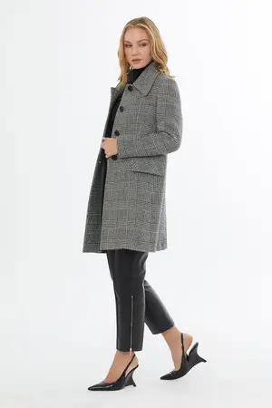 GIZIA Button Closure Jacket With Pockets And Back Vent