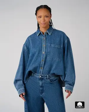 WeWoreWhat Boxy Boyfriend Overshirt - Mid Wash
