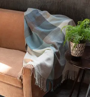 ALLPA Handwoven Alpaca Throw