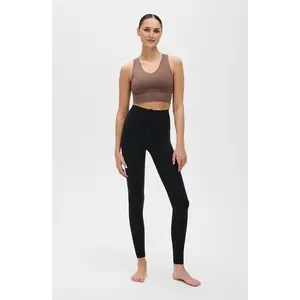 ELASTIQUE ATHLETICS Adorn Leggings 25