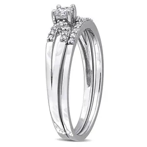 JULIANNA B. Diamond Bridal Ring Set