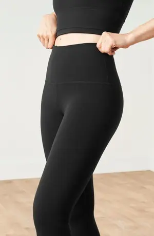 ELASTIQUE ATHLETICS Lisse Leggings 25