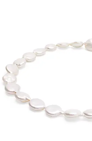 NIALAYA Como Flat Pearl Choker Necklace - White
