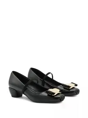 FERRAGAMO Vara Buckle Strap Pumps - Black