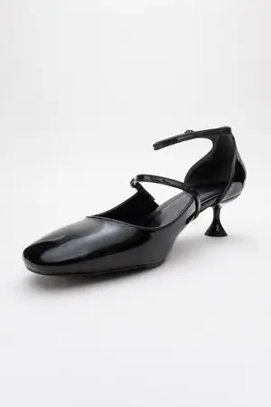 PROLOGUE SHOES Emly Square Toe Slingback Pumps - Black Patent