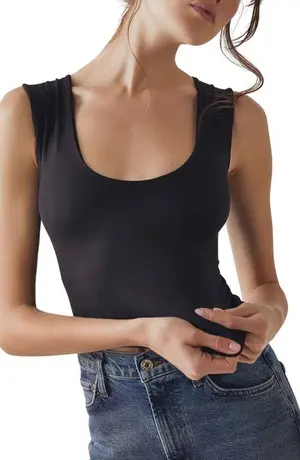 Muscle Cut Tank Tops