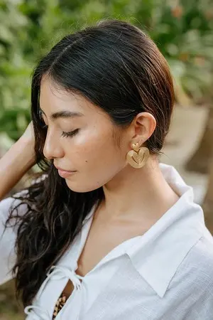 NOONDAY COLLECTION En Palmier Heart Shaped Earrings