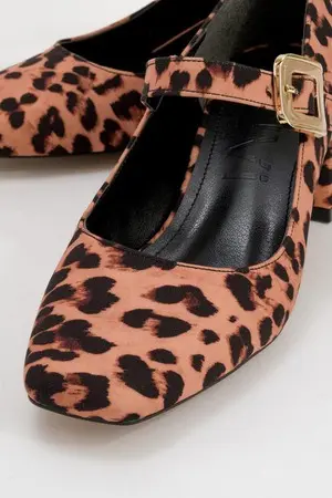 PROLOGUE SHOES Dolva Block Heel Mary Jane Pump