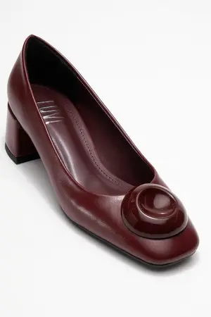 PROLOGUE SHOES Mila Buckle Square Toe Block Heel Pumps - Burgundy