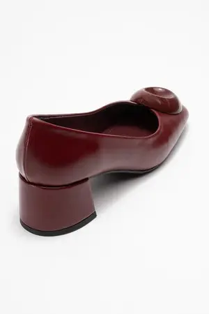 PROLOGUE SHOES Mila Buckle Square Toe Block Heel Pumps - Burgundy