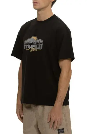 MAUI & SONS Horizon Graphic T-shirt