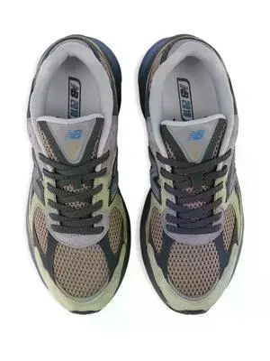 NEW BALANCE 2010 Logo-patch Sneakers - Green