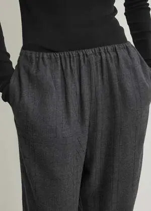 TOTEME Monogram Flannel Pajama Bottoms - Grey