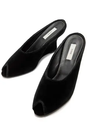 TOTEME 85 Velvet Peep-toe Mules