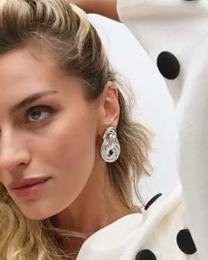 JULIETTA Knot Earrings - Silver