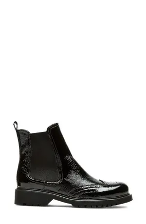 La Canadienne Hansel Wingtip Waterproof Chelsea Boot