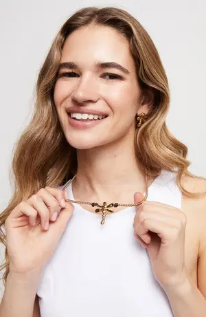 UNODE50 Dragonfly Short Pendant Necklace