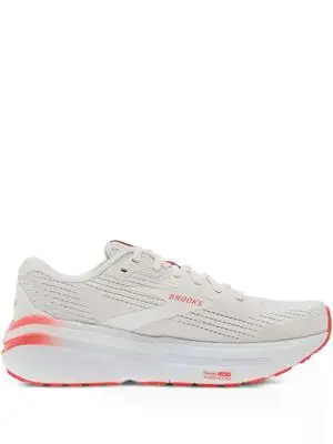 Brooks Round Toe Sneakers For Women