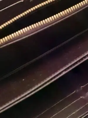 LOUIS VUITTON Zippy Wallet - Red