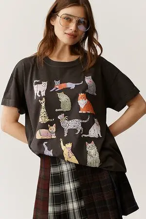 GIRL DANGEROUS Graphic T-shirt - Black