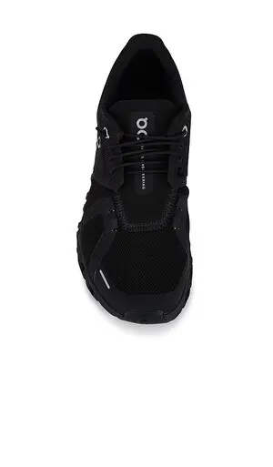 On Cloud 6 Sneaker - Black