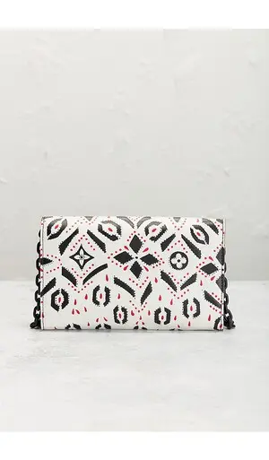 Undefined Louis Vuitton Portefeuille Twisted Wallet On Chain