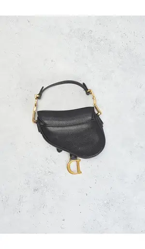 Undefined Dior Saddle Bag