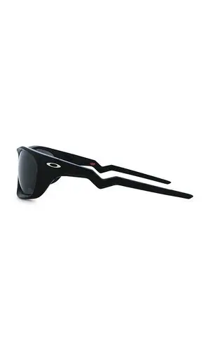 Oakley Lateralis Sunglasses - Black & Mirror Silver