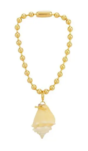 Timeless Pearly Shell Pendant Necklace - Gold