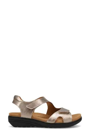 TAOS Serene Ankle Strap Sandal - Champagne