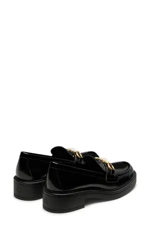 STUART WEITZMAN Socharming Loafer