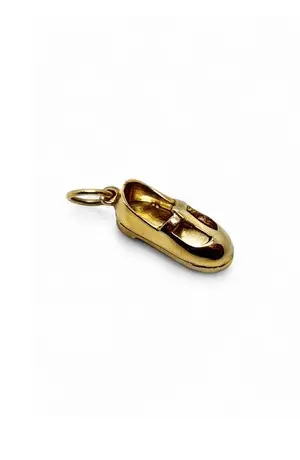 LESLIE PAIGE Mary Jane Charm - Gold