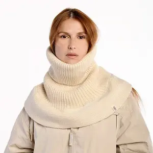 NIRVANNA DESIGNS Hank Neckwarmer - White