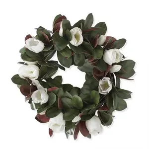 COCOBELLA Windsor Magnolia Wreath