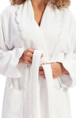 CHRISTY Scallop Edge Super Soft Luxury Robe - White