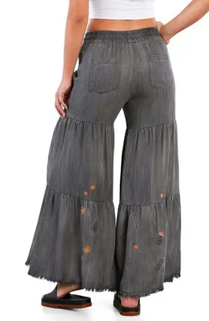 BILLY T Floral Stitched Wide-leg Pants - Smoked Pearl