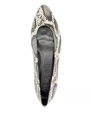 AeydĒ Leather Pointed Ballet Flats