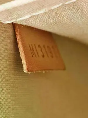 LOUIS VUITTON Monogram Alma Bag