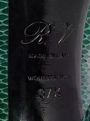 ROGER VIVIER Leather Pumps