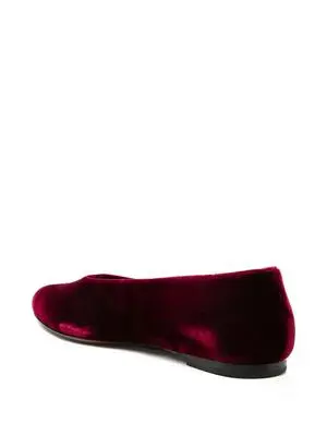 NEOUS 5mm Flat Pumps - Red