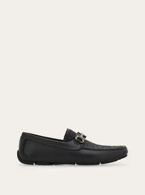 FERRAGAMO Gancini Driver Ornat - Black
