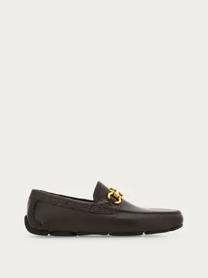 FERRAGAMO Gancini Driver - Brown