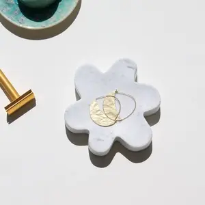 THE PARMATILE SHOP Superbloom Marble Catchall - White