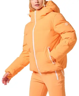 Women's Après Ski Apparel