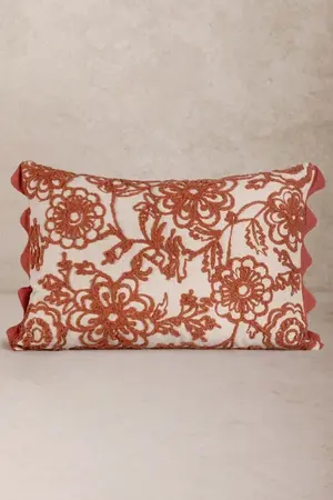 GAURI KOHLI Unnao Pillow Cover, 16 X 24