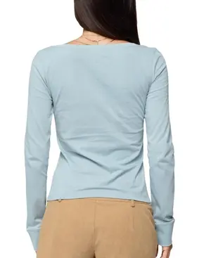 EDIKTED Scoop Neck Henley Top