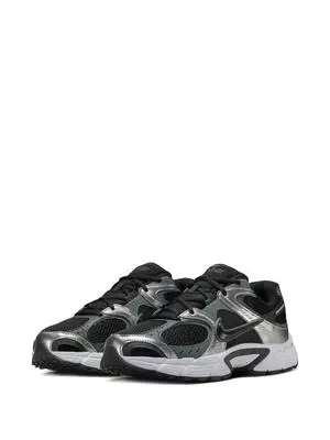 Nike V5 Rnr Sneakers - Black